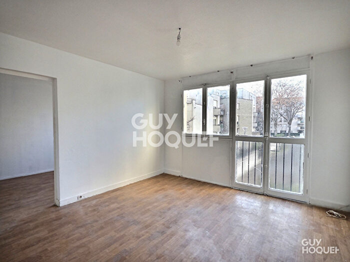Appartement à vendre - Aubervilliers, Centre-ville, Victor Hugo - 3 pièces - 2 chambres