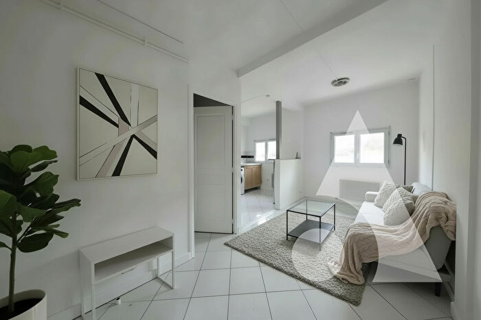 Appartement à vendre - Corbeil-Essonnes, Nacelle, Papeterie - 2 pièces - 1 chambre