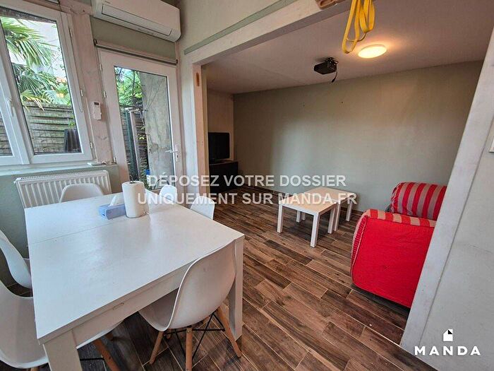 Appartement 4 pièces à louer à Le Village, Vaulx-en-Velin