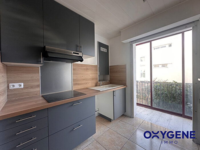 Appartement à vendre - Perpignan - 4 pièces - 3 chambres