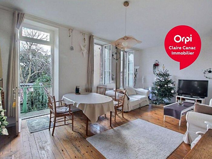 Appartement à louer - Centre Ville, Castres - 3 pièces - 3 chambres