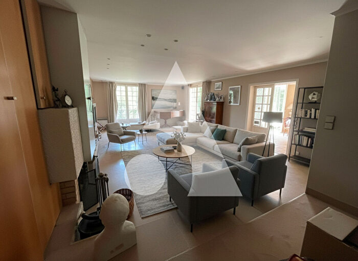 Saint-Gratien, Forum : Maison 8 pièces à vendre