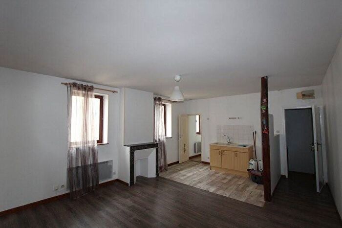 Appartement à louer - La Charité-sur-Loire - 2 pièces - 1 chambre
