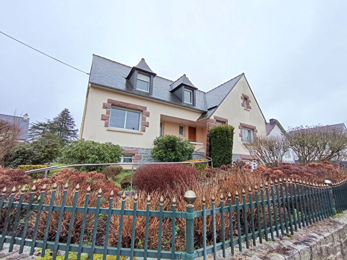 Maison à vendre - Lanvollon - 7 pièces - 5 chambres