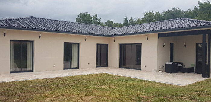 Maison à vendre - Barentin - 5 pièces - 4 chambres