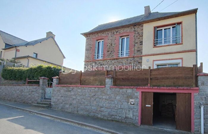 Maison à vendre - Fougères, Centre-ville, Urbanistes - 5 pièces - 3 chambres