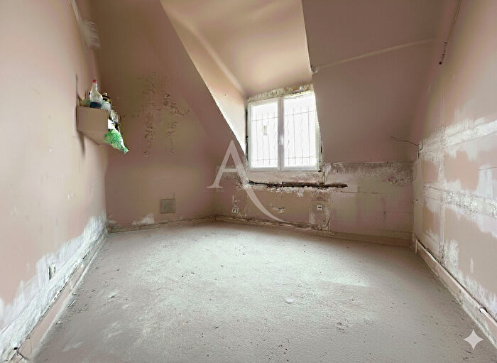 Appartement à vendre - Courbevoie, Marceau République - 1 pièce