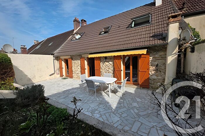 Maison 4 pièces à vendre à Tigeaux
