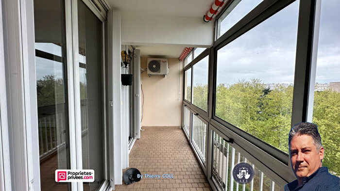 Appartement à vendre - Vénissieux, Léo Lagrange, Louis Pergaud - 4 pièces - 3 chambres