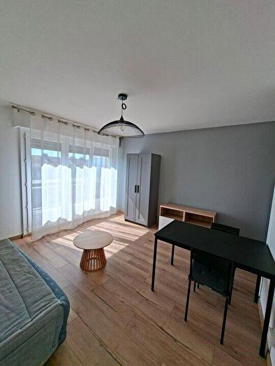 Fontcouverte, Avignon : Appartement 1 pièce à louer