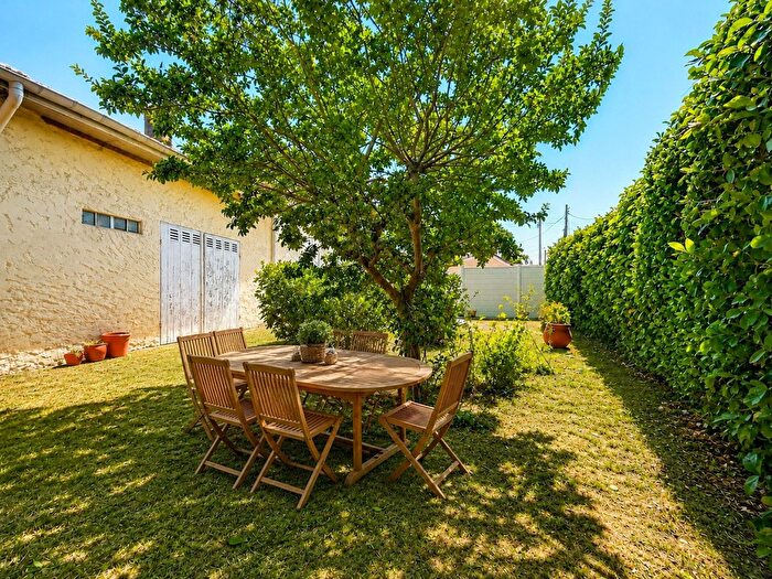 Gujan-Mestras, Centre-ville - Maison 6 pièces à vendre