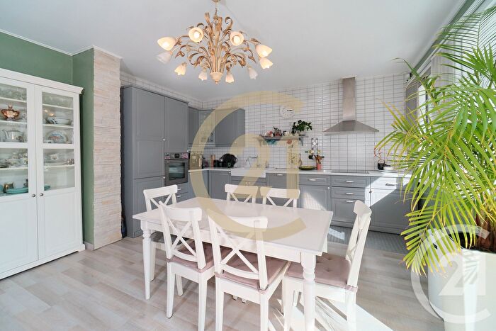 Appartement à vendre - Lyon e  - 4 pièces - 3 chambres