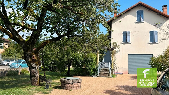 Maison 4 pièces à Crémieu, à vendre