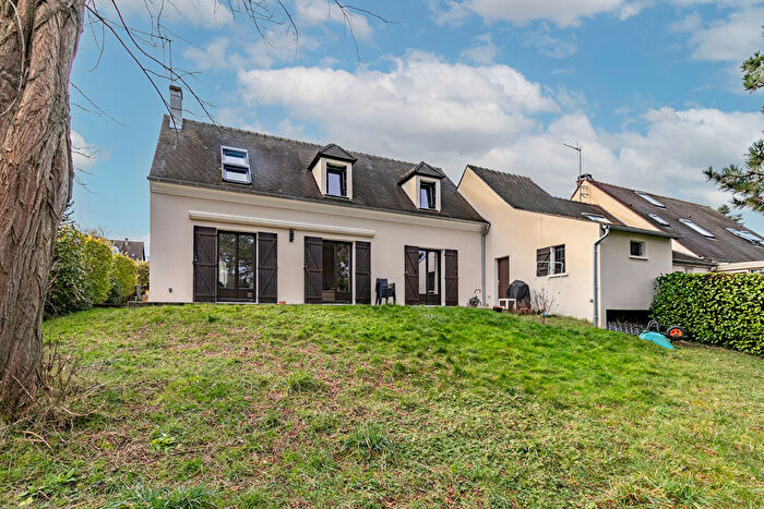 Maison à vendre - Chambourcy - 7 pièces - 5 chambres