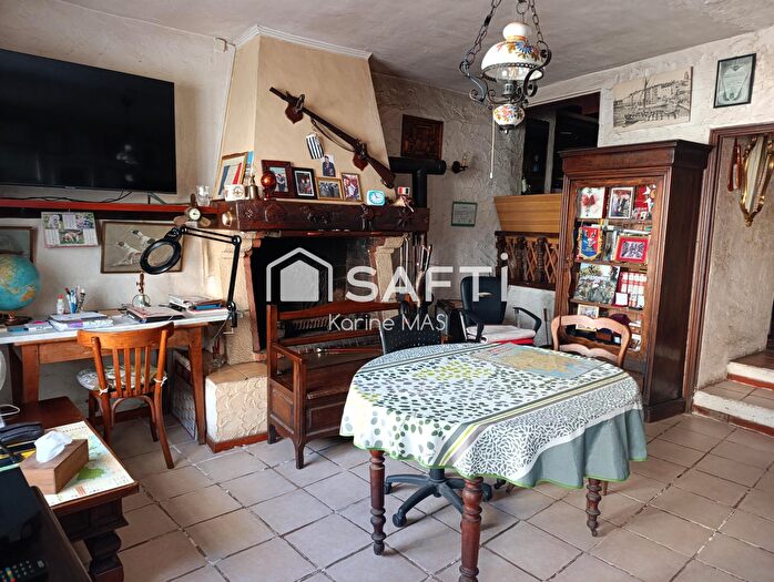 Maison à vendre - Félines-Termenès - 6 pièces - 3 chambres