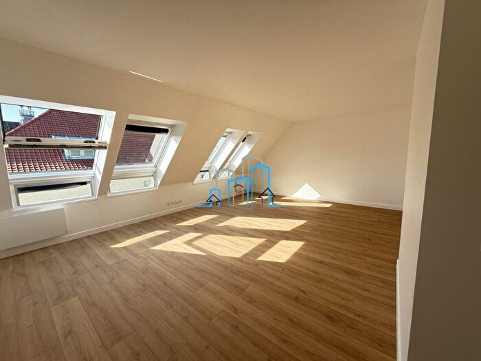 Puteaux, Vieux Puteaux : Appartement 4 pièces à louer