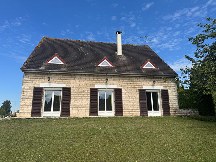 Maison à vendre - VillersCotterêts - 7 pièces - 5 chambres