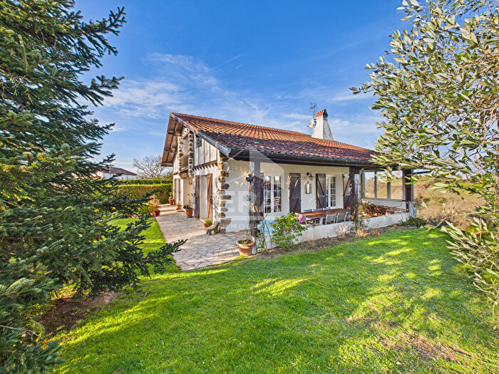 Maison à vendre - Hasparren - 4 pièces - 3 chambres