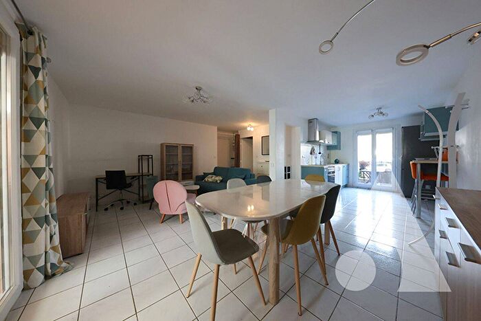 Appartement à louer - Aunettes Est, Évry-Courcouronnes - 2 pièces - 1 chambre