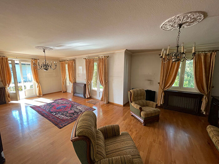 Maison à vendre - Riedisheim, Centre-ville - 6 pièces - 5 chambres