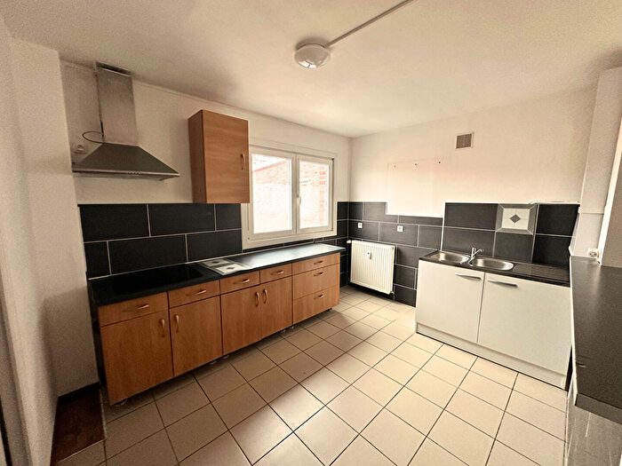 Appartement à vendre - Maubeuge, Centre-ville - 5 pièces - 3 chambres