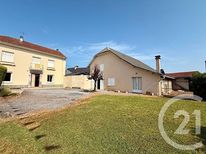 Maison à vendre - Juillan - 6 pièces - 5 chambres