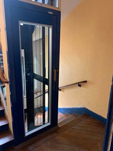 Appartement à louer - Saint Victor, Paris ème arrondissement - 3 pièces - 2 chambres