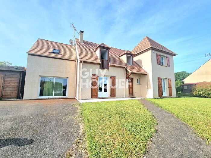 Cherisy : Maison 7 pièces à vendre