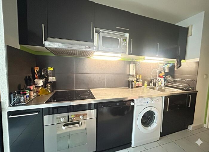 Appartement à vendre - Marseille e  - 3 pièces - 2 chambres