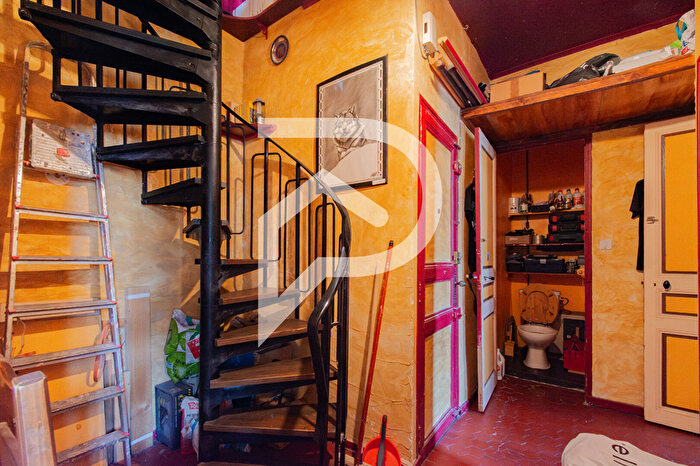 Appartement à vendre - Marseille e , Belle de Mai - 3 pièces - 2 chambres