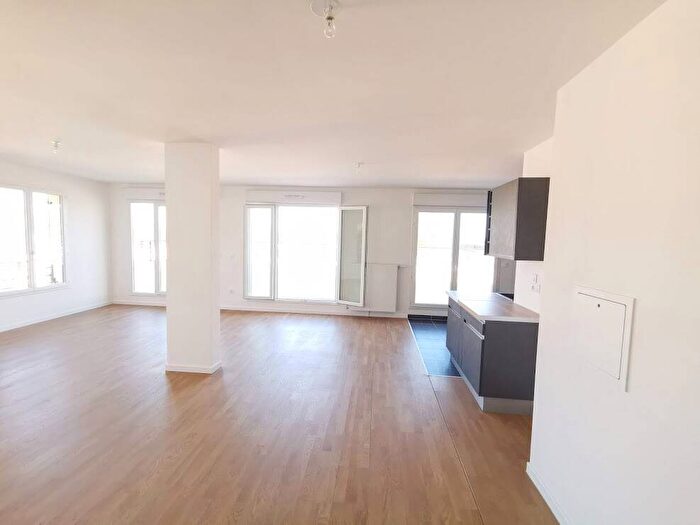 Appartement 5 pièces à Bord de Seine, Bougival, à louer