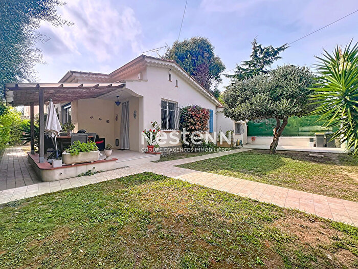 Maison à vendre - Vallauris, Golfe Juan, Vieux Port - 5 pièces - 3 chambres