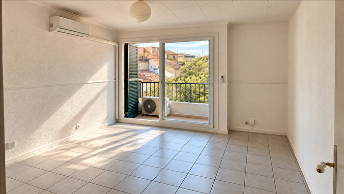 Appartement 3 pièces à louer - Cavaillon, Centre-ville