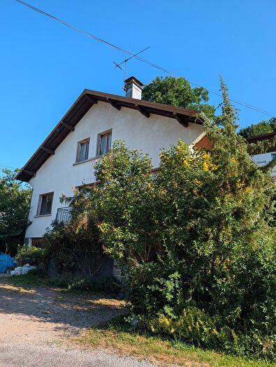 Maison à vendre - Saulxures-sur-Moselotte - 7 pièces - 6 chambres