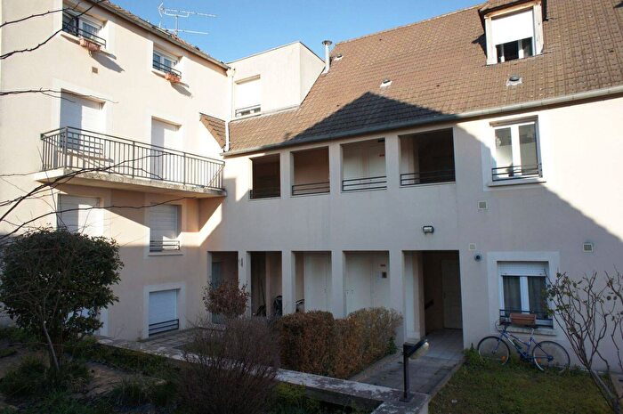 Appartement à louer - Les Mureaux - 1 pièce