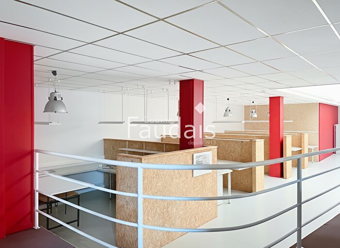 Appartement à vendre - Coutances - 5 pièces - 3 chambres