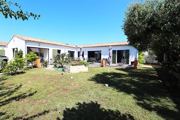 Maison à vendre - La Flotte - 4 pièces - 3 chambres