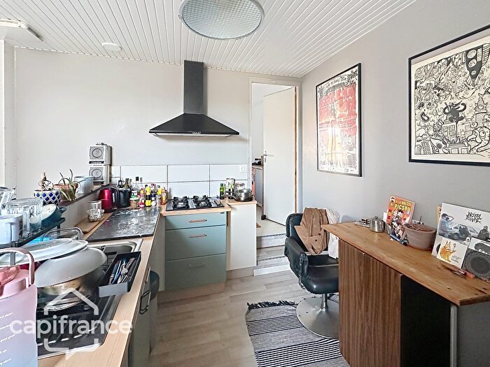 Maison 6 pièces à Thouars, à vendre