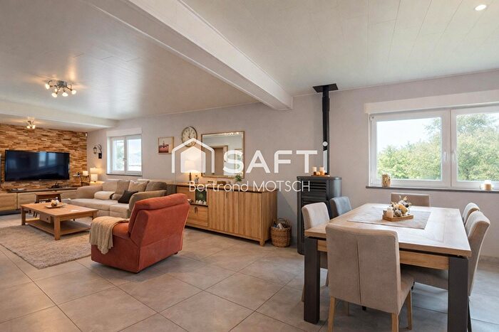 Maison 8 pièces à Ville-Houdlémont, à vendre