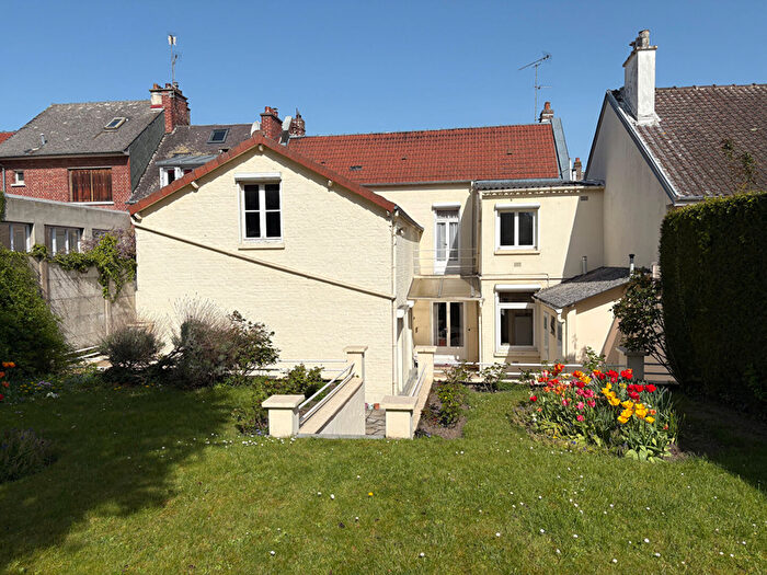 Maison 9 pièces à vendre à Amiens, Saint-Honoré, Jeanne dArc