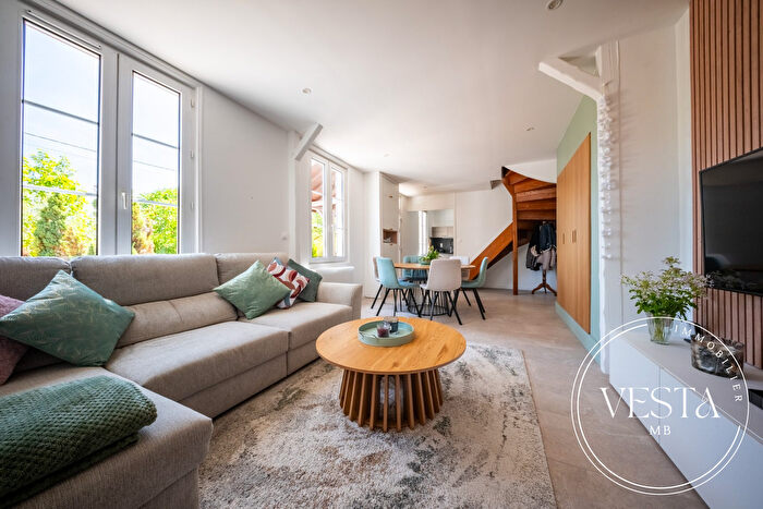 Maison 4 pièces à vendre à Til-Châtel