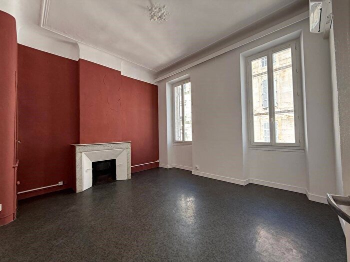 Castellane, Marseille 6ème arrondissement : Appartement 2 pièces à louer