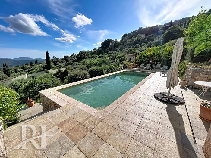 Maison 5 pièces à Spéracèdes, à vendre