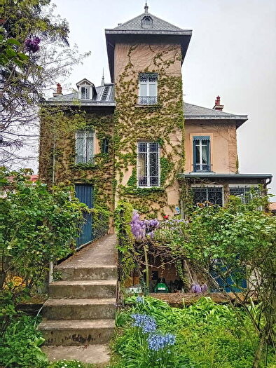 Maison à vendre - Vernaison - 10 pièces - 4 chambres