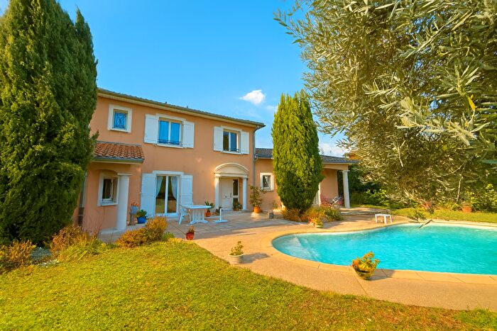 Maison à vendre - Saint-Symphorien-dOzon - 6 pièces - 4 chambres