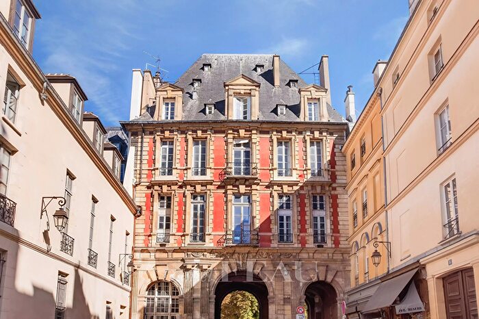 Paris 4ème, Arsenal - Appartement 3 pièces à vendre