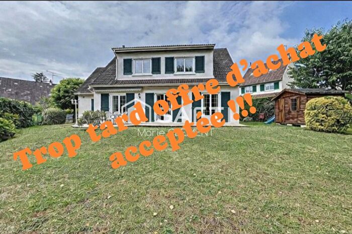 Maison à vendre - Pontault-Combault, Centre commercial - 5 pièces - 3 chambres