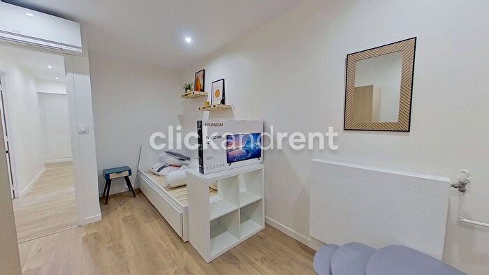 Hôtel de Ville, Créteil : Appartement 6 pièces à louer