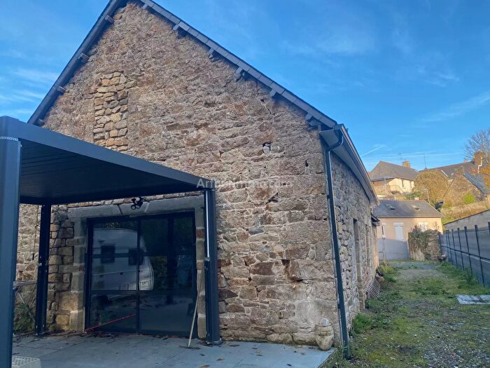 Maison à vendre - Guingamp - 2 pièces - 1 chambre