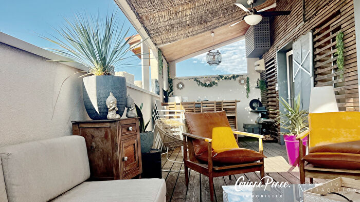 Appartement à vendre - Nîmes - 4 pièces - 3 chambres